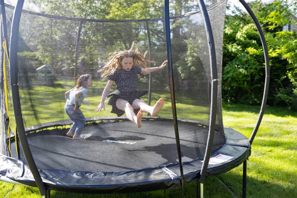 Does Jumping on a Trampoline Burn Calories? | Joyberri
